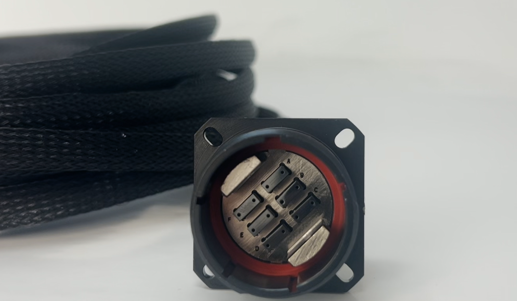 MTC-HD High Density MT Panel Mount Connectors | Open.Tech